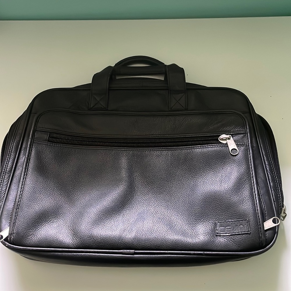 Cellini Black Laptop Computer Case Leather - Gem